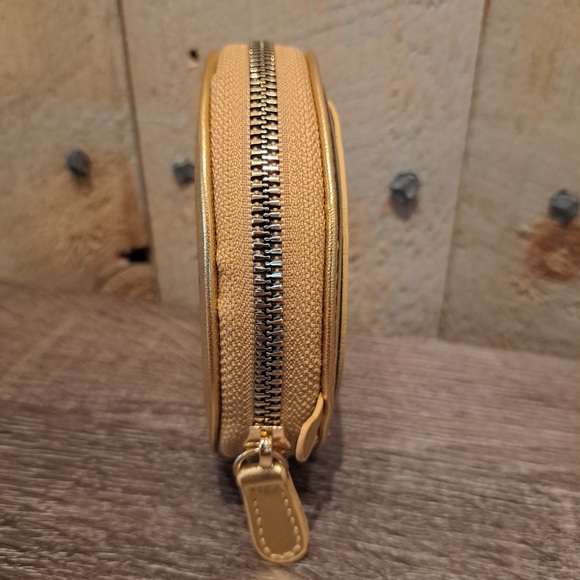 Warner Bros. | Bags | Harry Potter Hermiones Golden Time Turner Coin ...